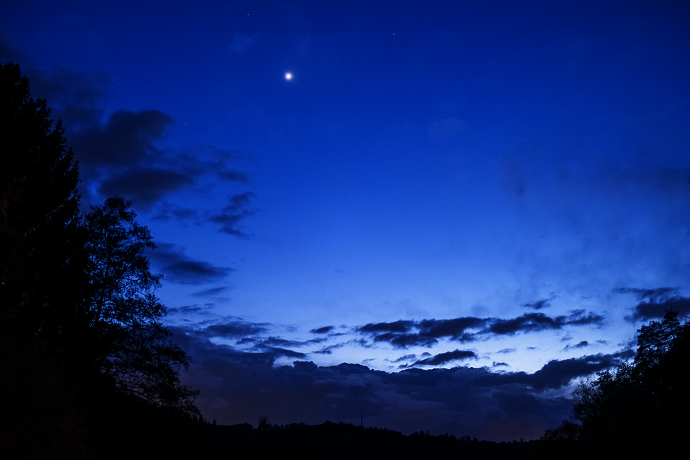 Bild: Der Planet Venus am Abendhimmel | Find das Bild Bild: Der Planet Venus am Abendhimmel | Find das Bild